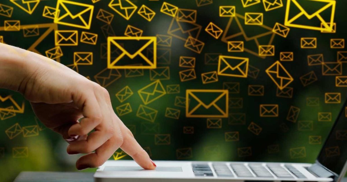 The Role of Email in the Modern Construction… | Viewpoint | Trimble